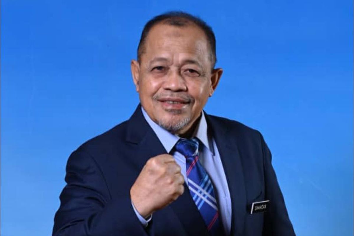 GE15: Shahidan, Zahidi to contest despite not being named as BN ... GE15: Shahidan, Zahidi to contest despite not being named as BN ...