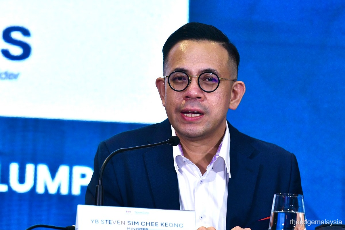 Govt to drop penalty clause in Employment Insurance System Bill, says ...