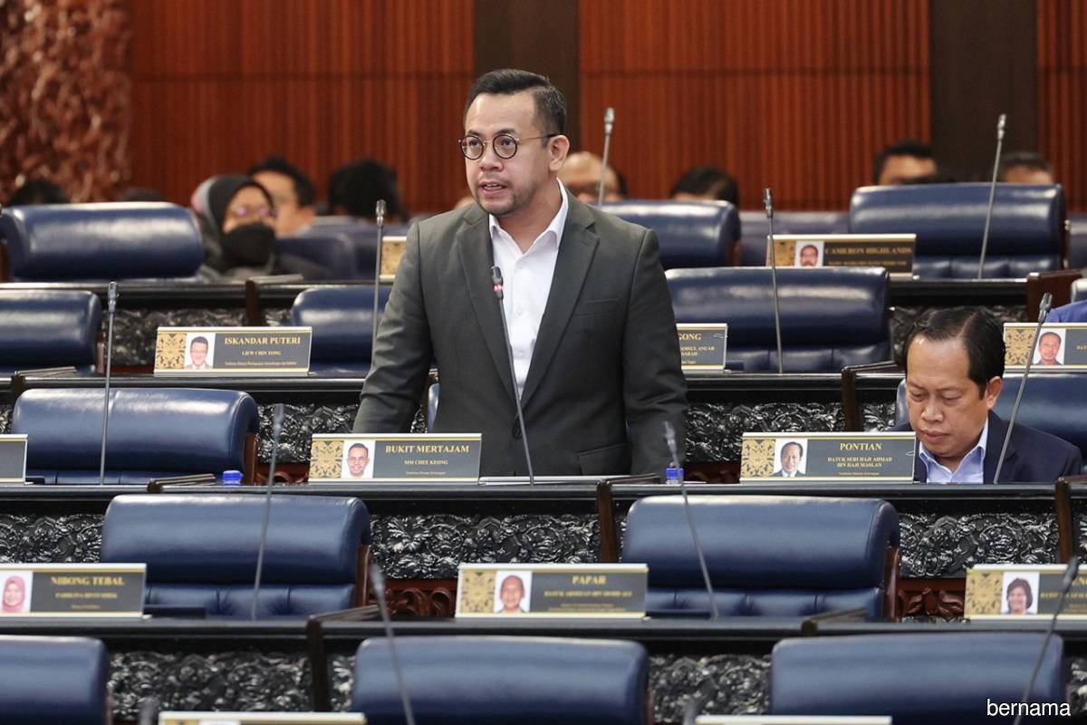 Two MOF bills tabled for first reading in Parliament | KLSE Screener