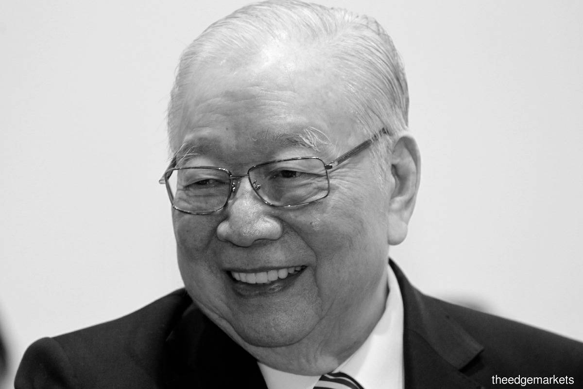 Public Bank founder Teh Hong Piow passes away, aged 92 | KLSE Screener