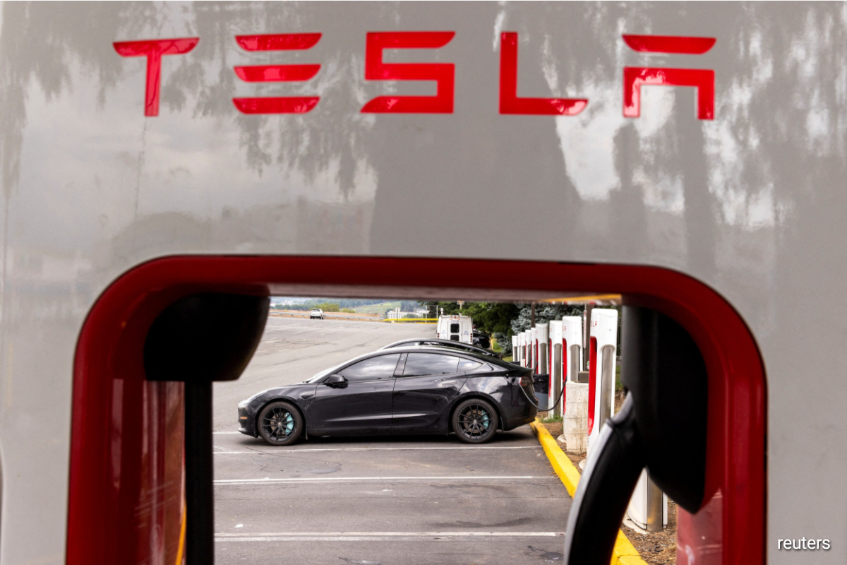 Tesla market share in US drops to lowest since 2017 as competition heats up