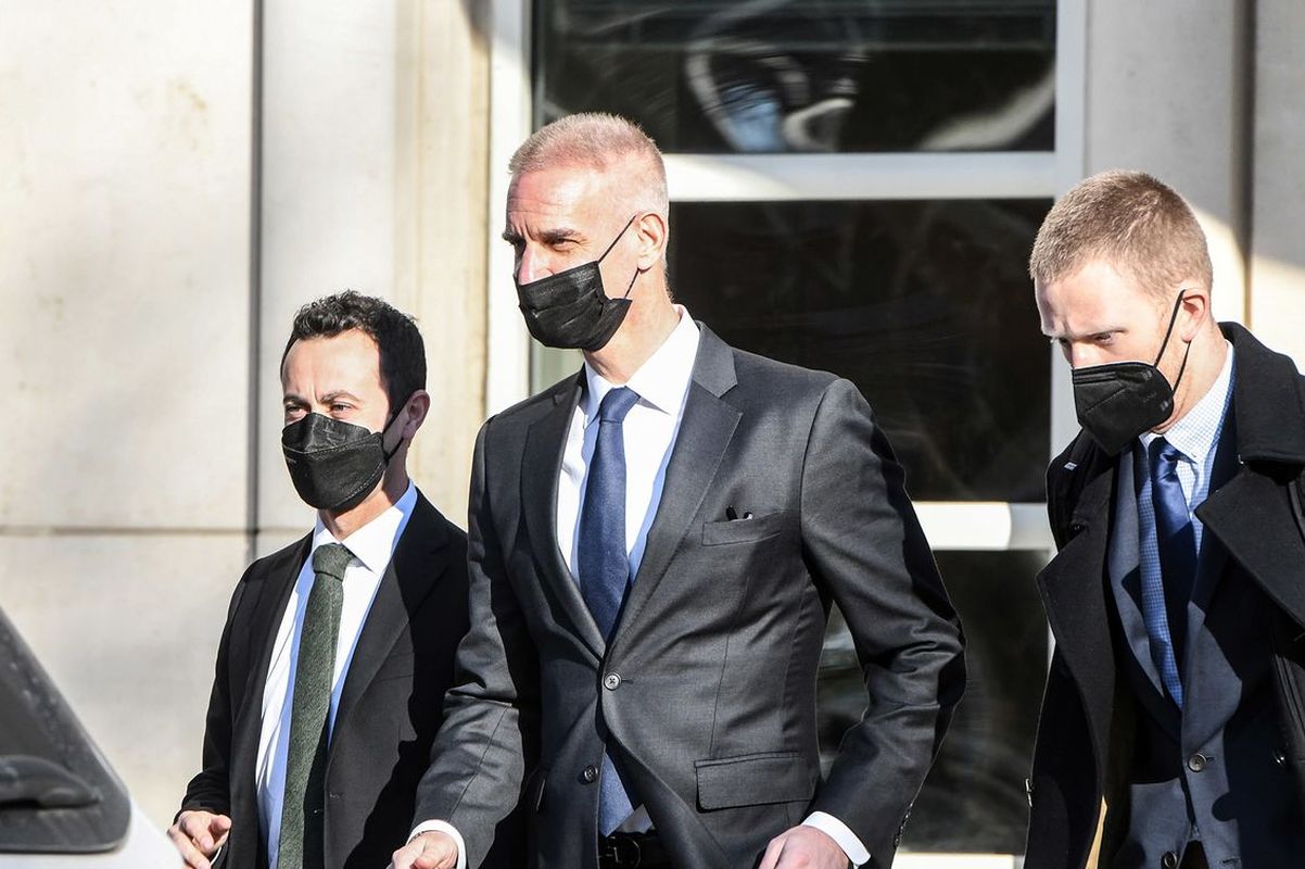 Ex-Goldman banker trial in doubt on ‘inexcusable’ blunder | KLSE Screener