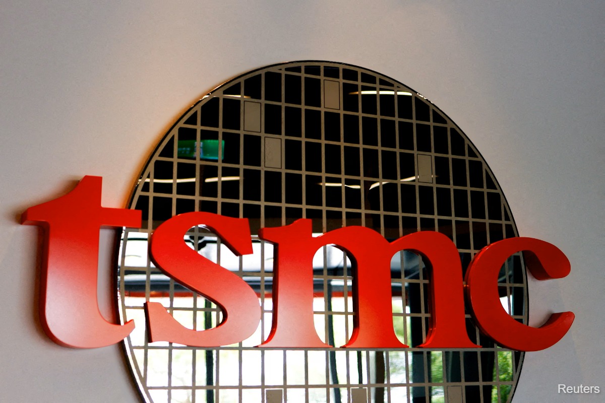 TSMC evaluates building advanced chip plant in the UAE, Bloomberg reports