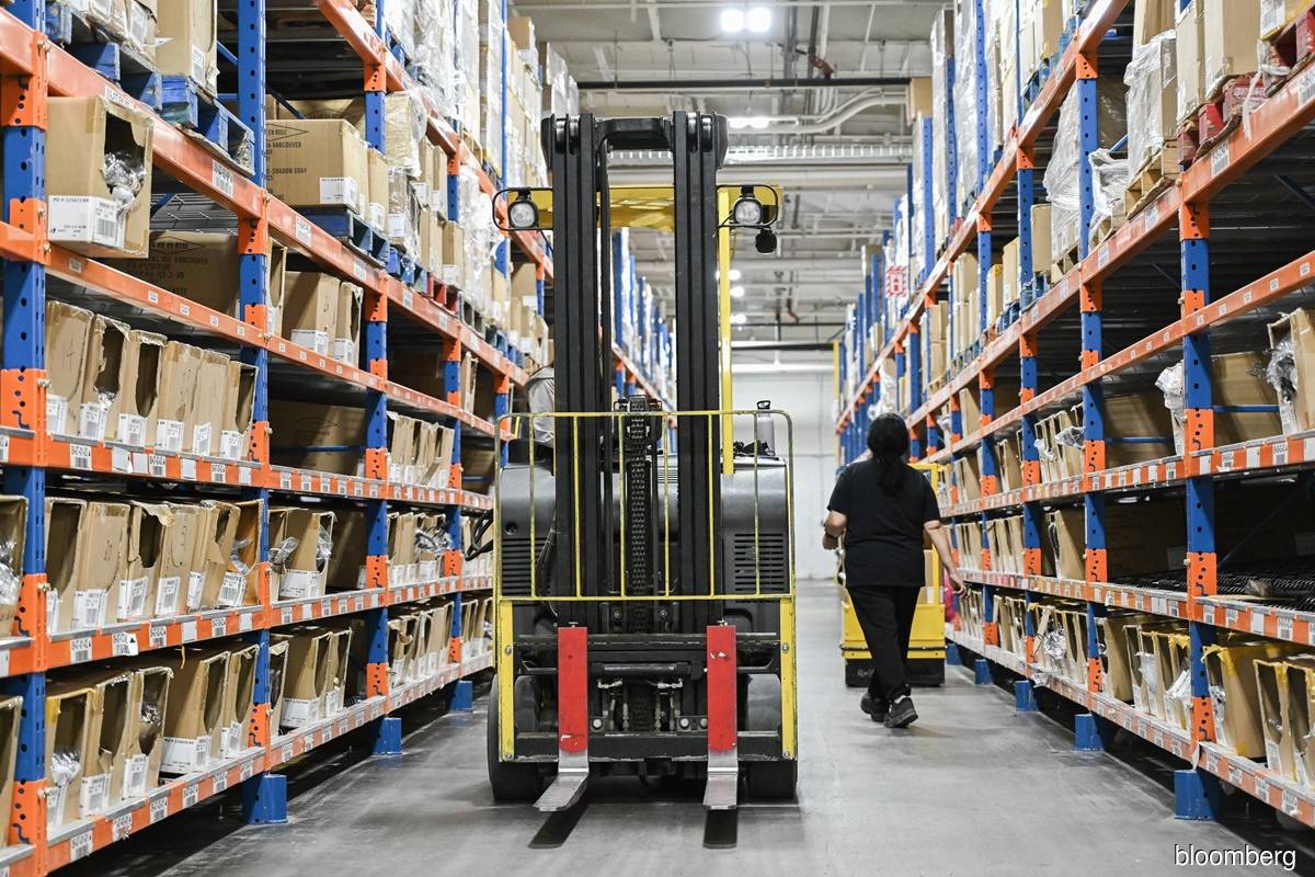 US core capital goods orders rise, exceeding all forecasts